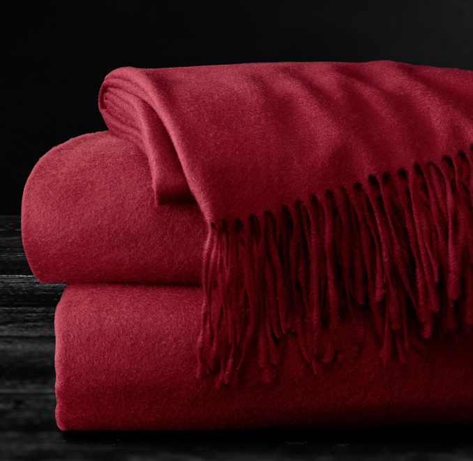 555-Gram Cashmere Throw