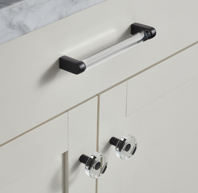 Lambeth Smooth Crystal Knob