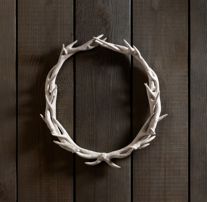 Weathered Antler Wreath 24" - White