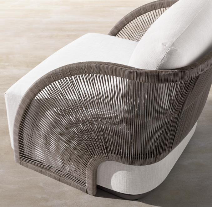 Pavona Lounge Chair