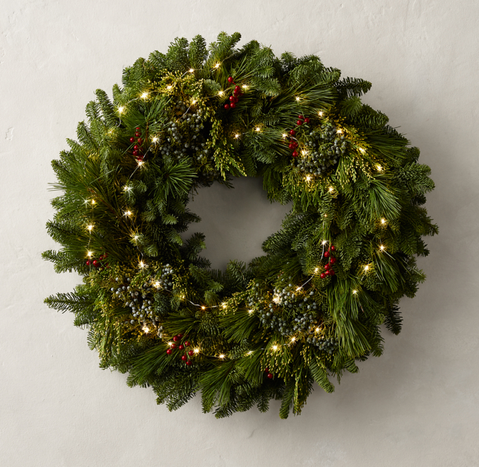 Fresh Cut Wreath - Evergreen & Berry