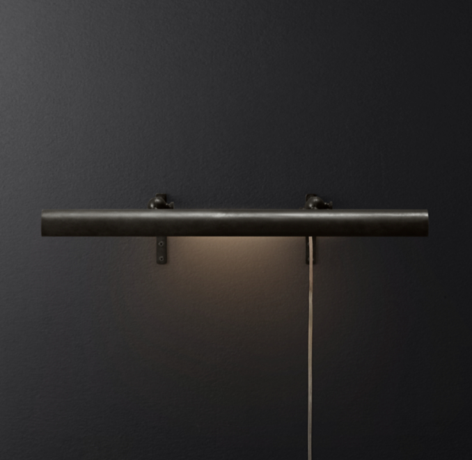 Gallery Picture Light Grand Sconce